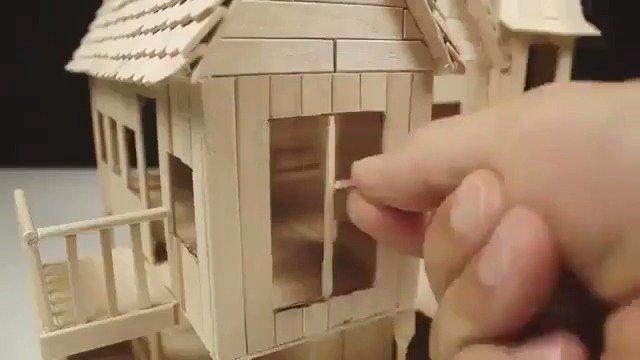 大神用冰棒棍做成的房子