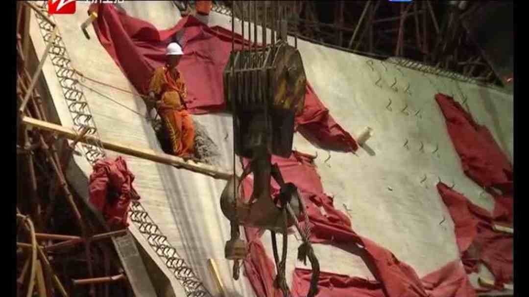 杭海城际铁路支架坍塌后续:被埋工人不幸遇难