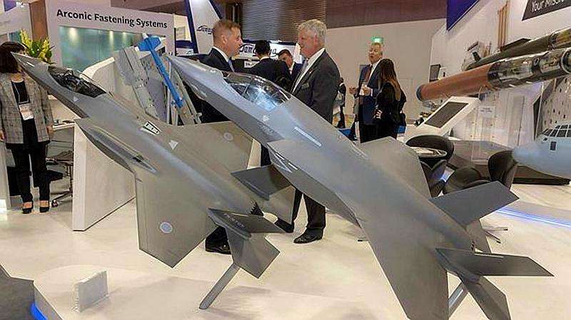 F35B模型首次出现日本标志,为何很快又被撕掉?