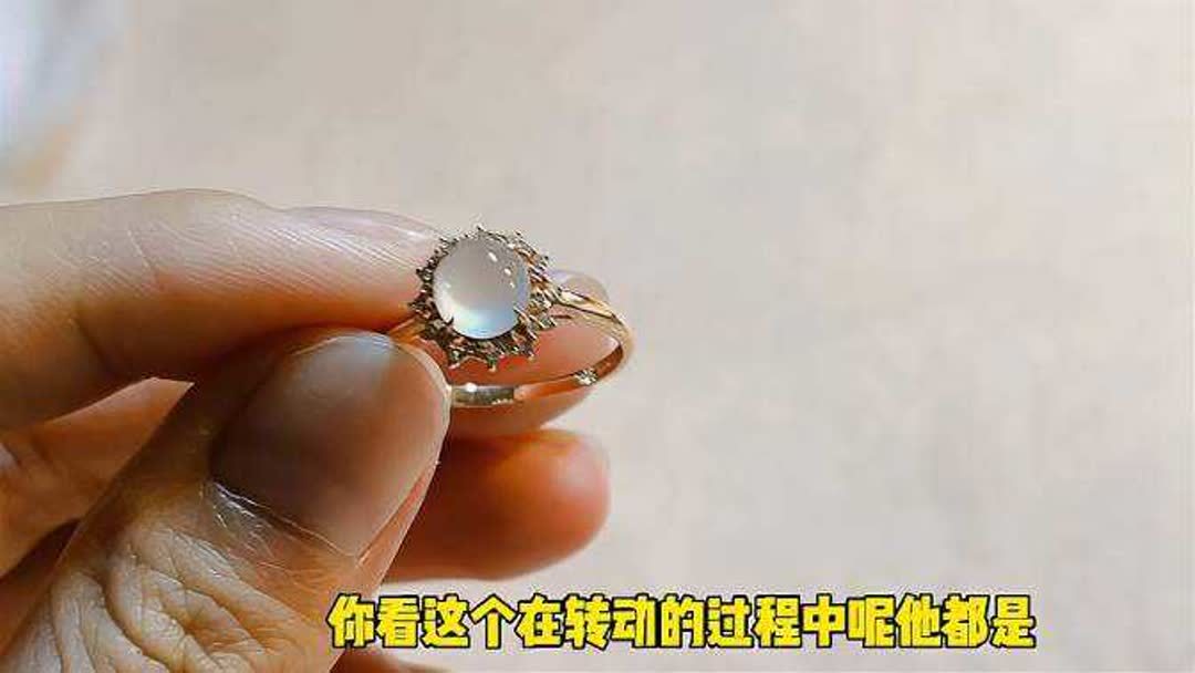 小敏工厂又起货了,每个镶嵌小灯泡戒指美呆了,品质超冰!