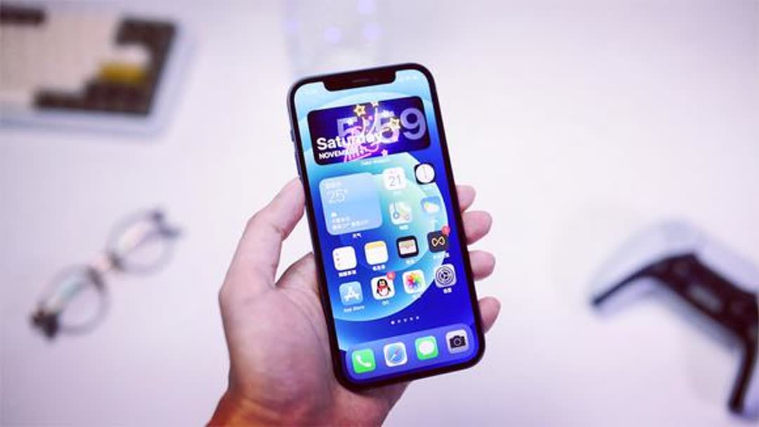 不听守义言,吃亏在眼前?苹果 iPhone 12评测