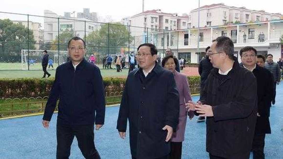 上海市委书记李强调研全民健身点、市民体育公园和F1赛车场