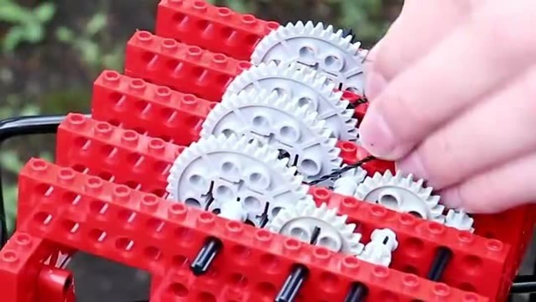 乐高电机升降机模型升降演示