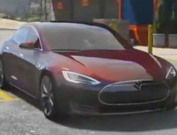 特斯拉世界顶级电动豪车过减速带,这减震系统真不是跟你闹着玩的