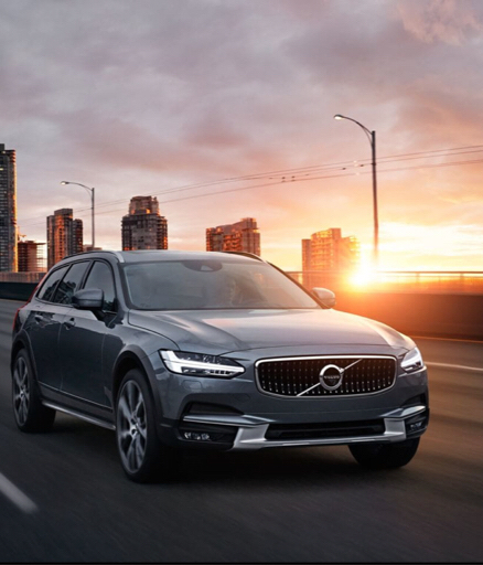 学设计的何同学 