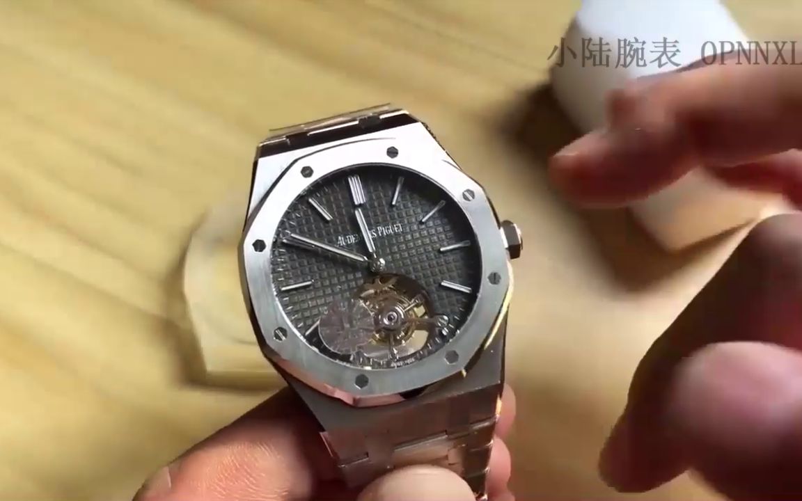 宣传照进现实JF新品评测_AP_爱彼_皇家橡树_26510灰面陀飞轮腕表...