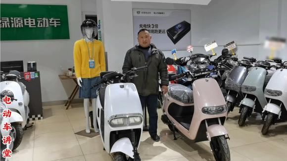 绿源S30和绿源欧萌两款电动车,有什么不同之处,适合什么人骑行
