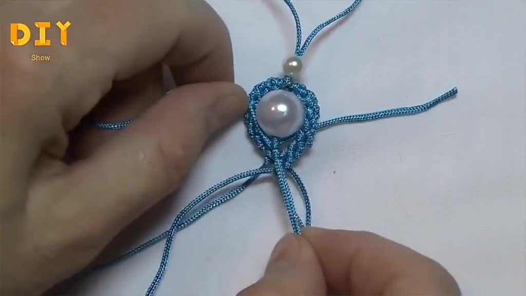 珍珠手链的编织方法