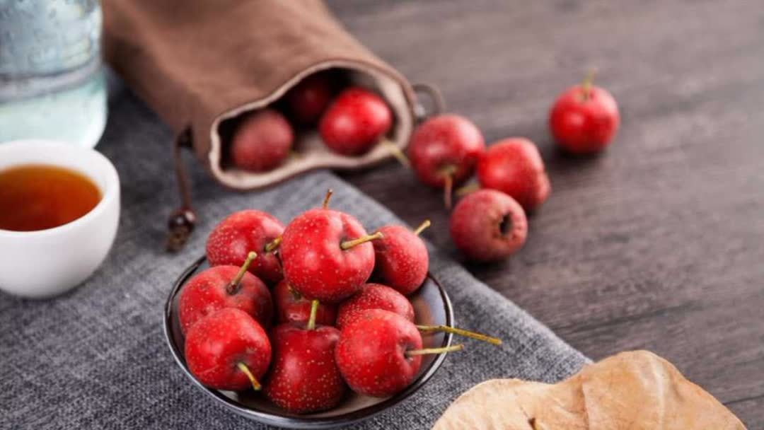 血管怕堵塞,怕动脉硬化?3种红色食物常吃点,疏通淤堵的血管