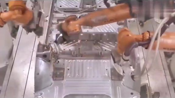 #德国 #大众 无人汽车厂,全自动化生产,现在的汽车都这么智能么