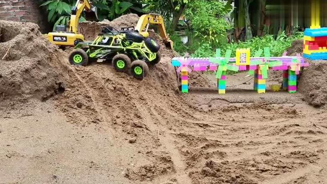 越野车玩具动画片,今天一起来玩超级越野车