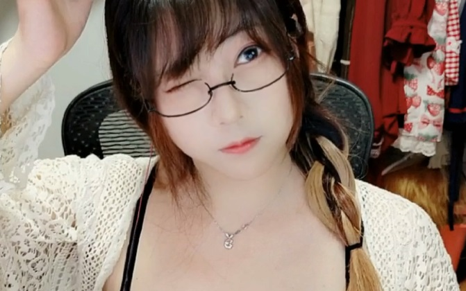 前方卡卡出没 这就是微胖吧 2022-06-14 直播