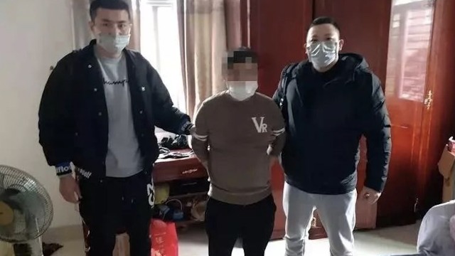 13岁女孩上网课时向网友提供账号和密码 结果被骗17万元