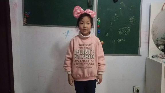 周周练习舞蹈 本周起舞蹈教室放假了 我要在家练习喽