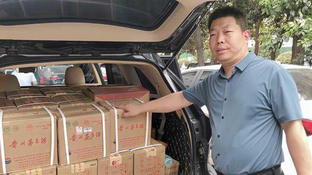 新茅台又再次涨价市场无货,奔波300公里收30箱茅台,花了70万!