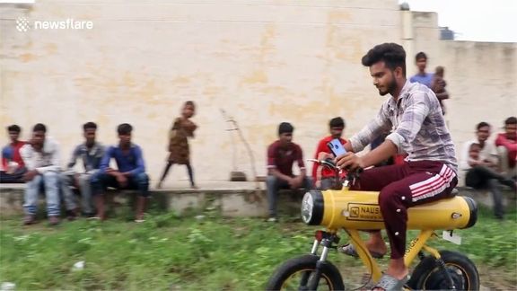 印度男子用废零件制造独特的电动自行车并计划销售更多