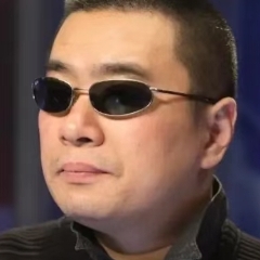 大肚腩中的小肚腩 
