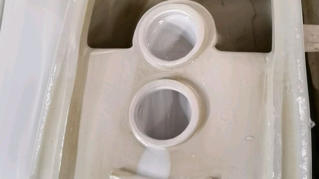 双孔马桶的排污口介绍