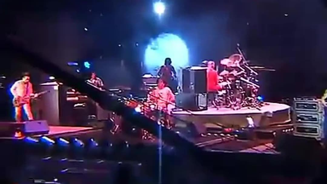 Beyond2005北京告别演唱会【完整版】精彩不断