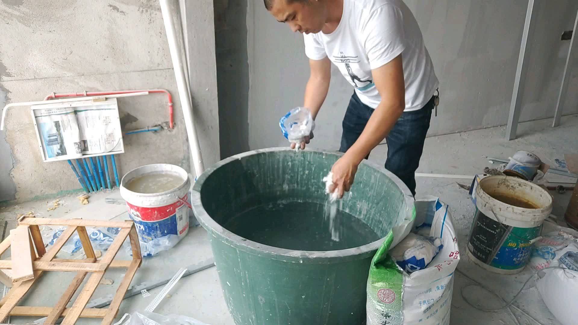 阿华分享泡纤维素的方法和流程,最美夫妻搭档一起装原木门