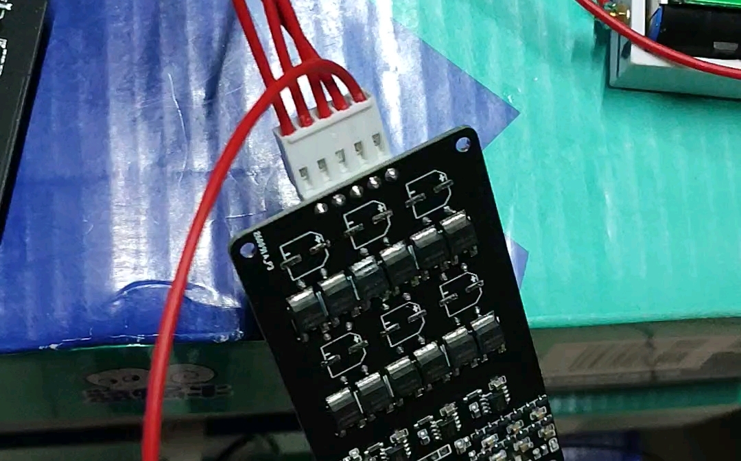 21V电动工具电池组免焊线均衡器