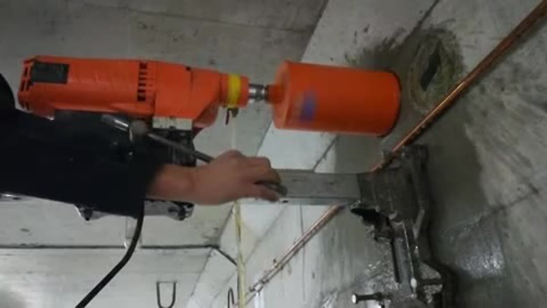 承接家装水钻打孔,混凝土切割开门洞,开楼梯口,水钻打空调孔,