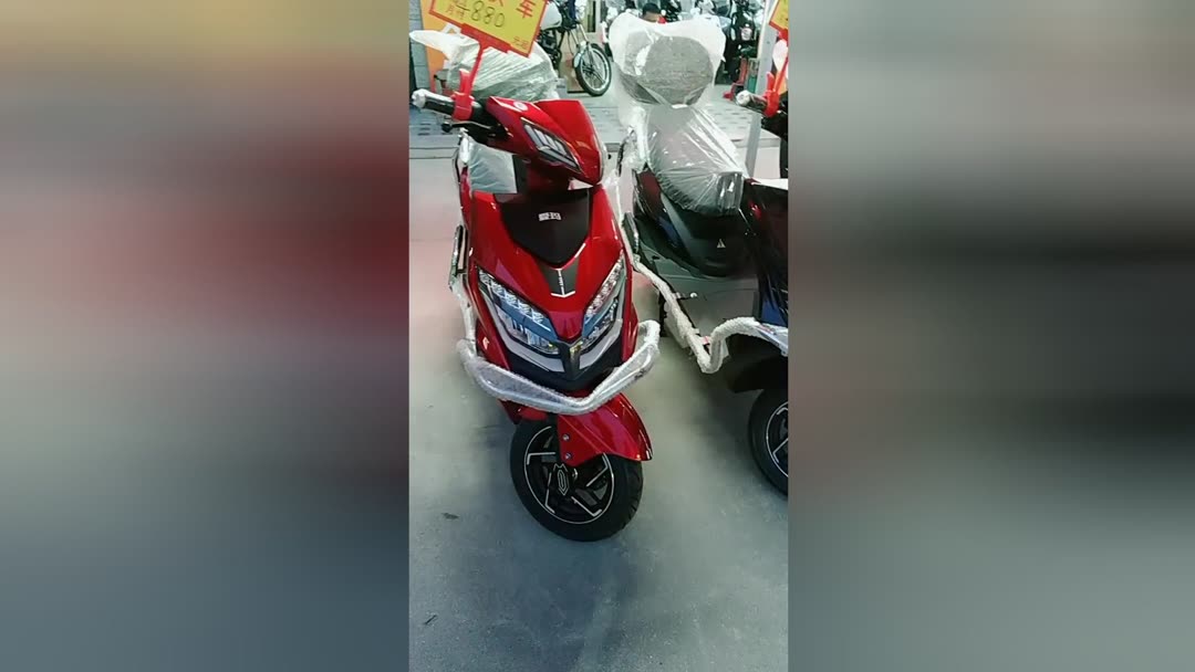 爱玛电动车,新款到货,爱就马上行动