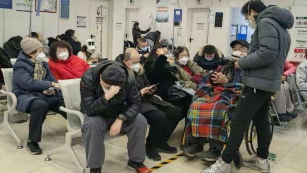 多省专业医护驰援北京,北京医生:急诊患者爆满