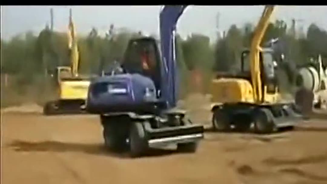 水陆挖掘机事故 儿童挖掘机视频表演