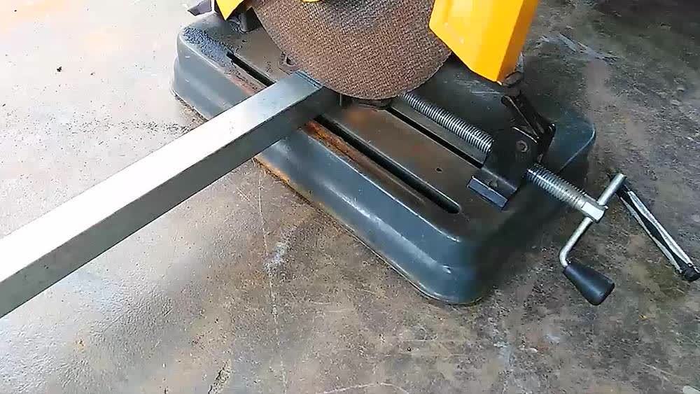 这样的方管是如何制作的?其实很简单