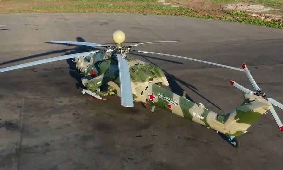 全球第一武装直升机来袭,齐射报销整个坦克连,美军也忍不住模仿