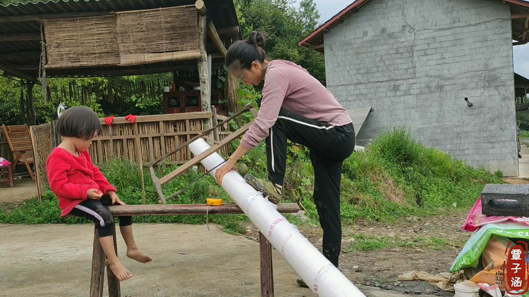 改造关键一步,按要求安装PVC管,工程相机拍照后验收合格