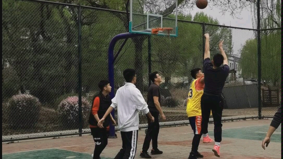 投篮姿势怎么说?标准吗?
