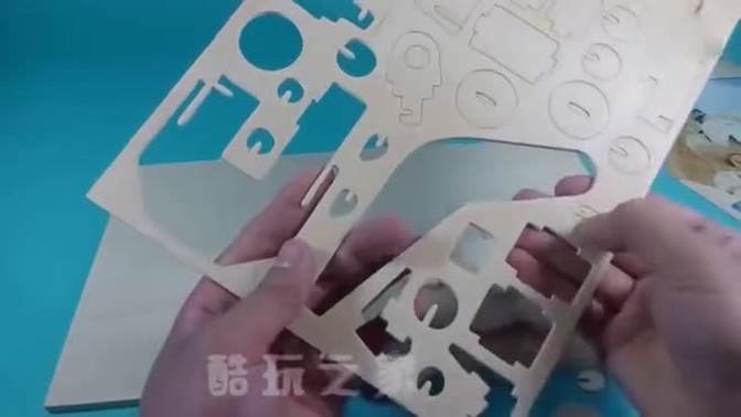 挖掘机拼装视频教程 木质手工挖掘机模型制作安装 挖挖机工程车玩