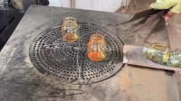 工人制作玻璃瓶过程,长见识了