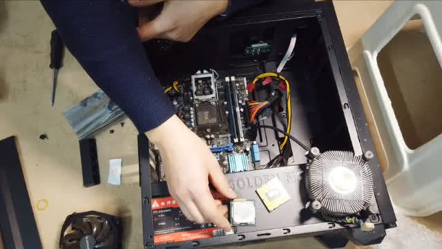 买个i5处理器自己更换,对比赛扬双核快很多