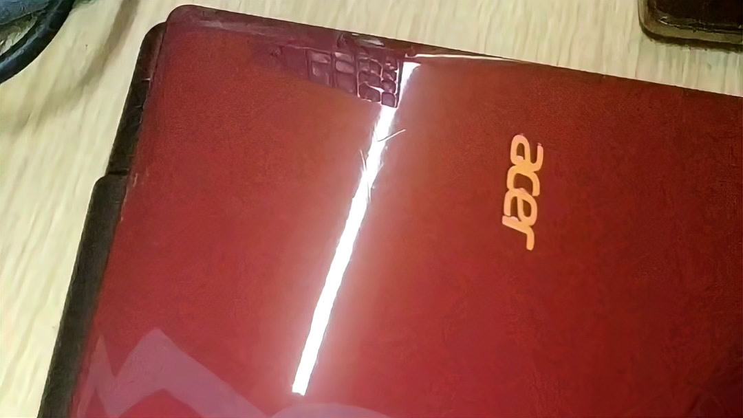 宏基acerE5-471笔记本内部结构,升级内存,更换硬盘及清灰方法,不开机...