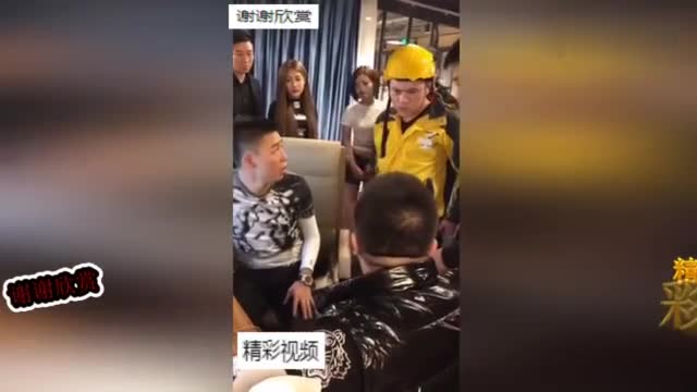 知名网红直播时,叫了外卖,居然还不敢承认