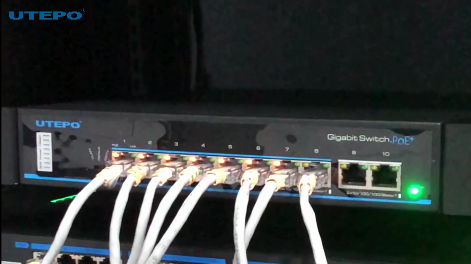 优特普UTP3-GSW0802T-POE交换机机架安装教程