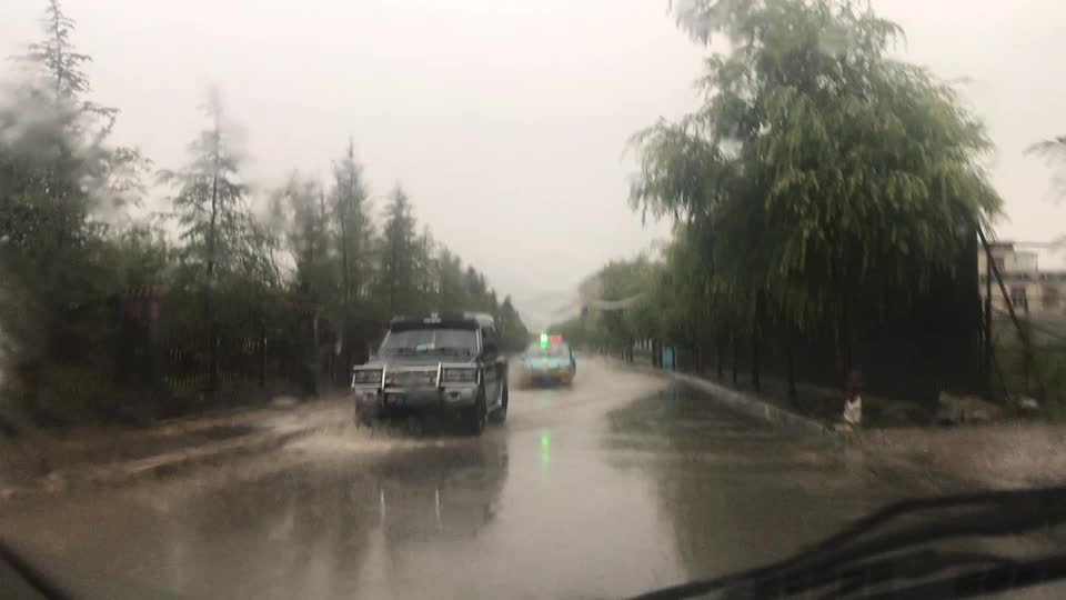 谁说电动车不能涉水