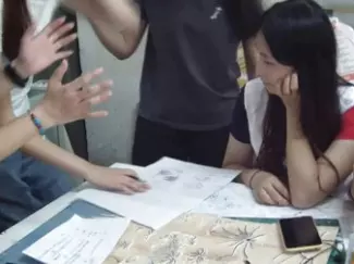 SCNU2013级版画平面班黑白木刻动画教学制作2
