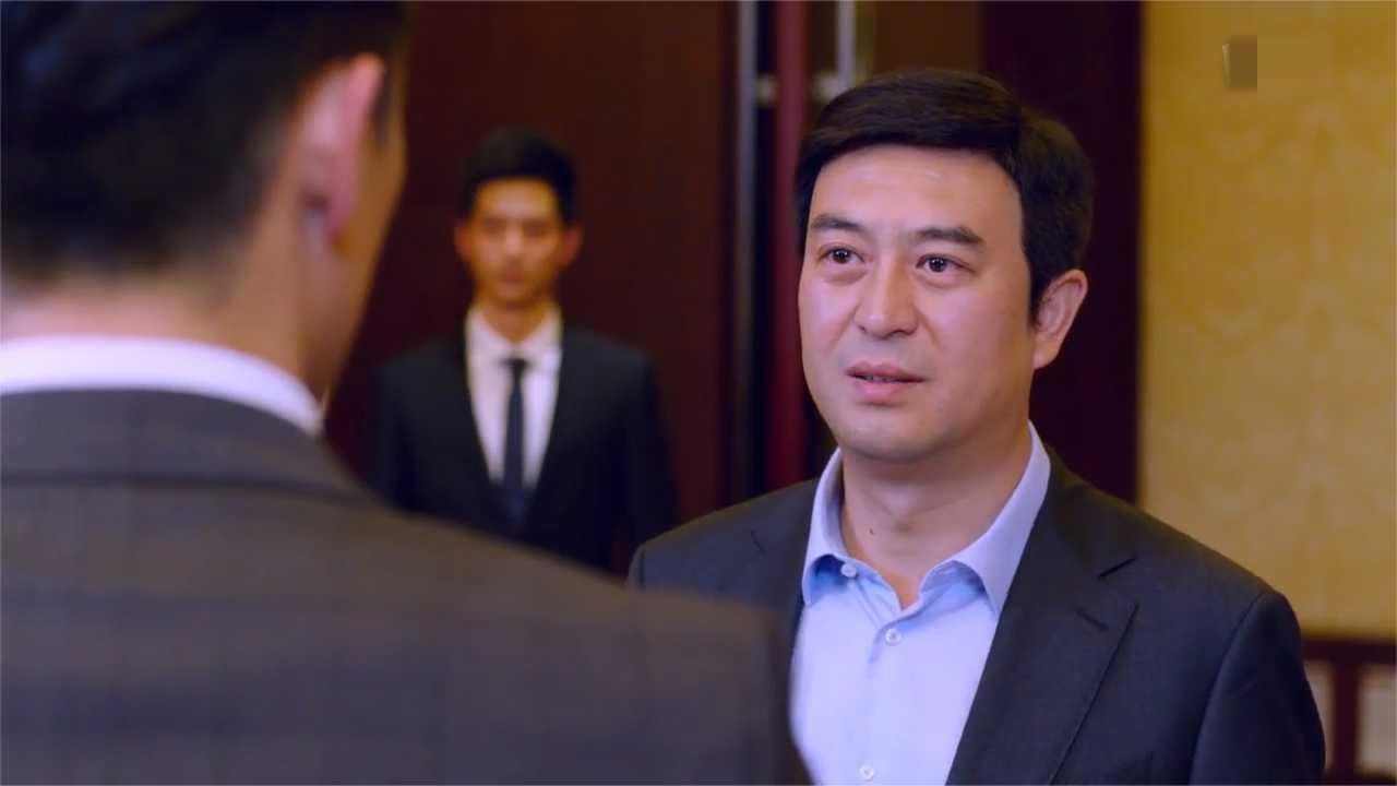 高端商务人士会面都聊些什么?学会这些你受益终身!