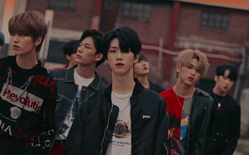 【1THE9】回归新歌"Blah"_MV/专辑试听/打歌舞台合集