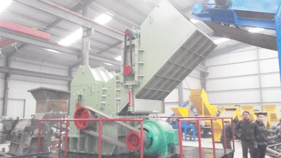 看看这家用户咋使用金属粉碎机发财的?现在投资真滴还不晚