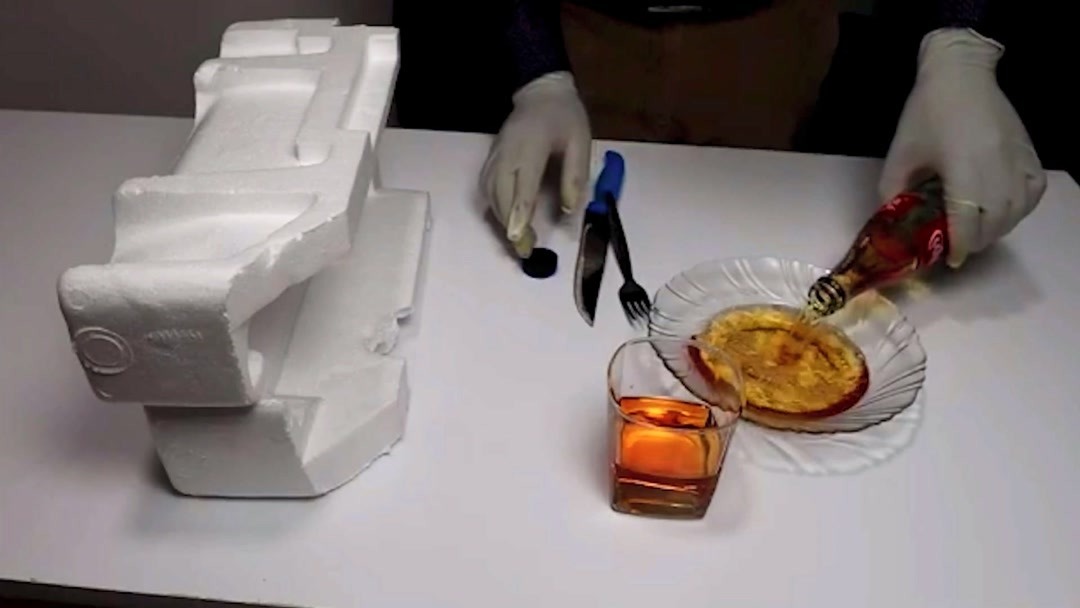 实验:看完这个可口可乐和泡沫的实验视频,有何感想?