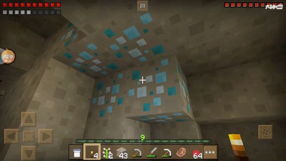 我的世界中国版:发现新矿洞找到六颗钻石哦