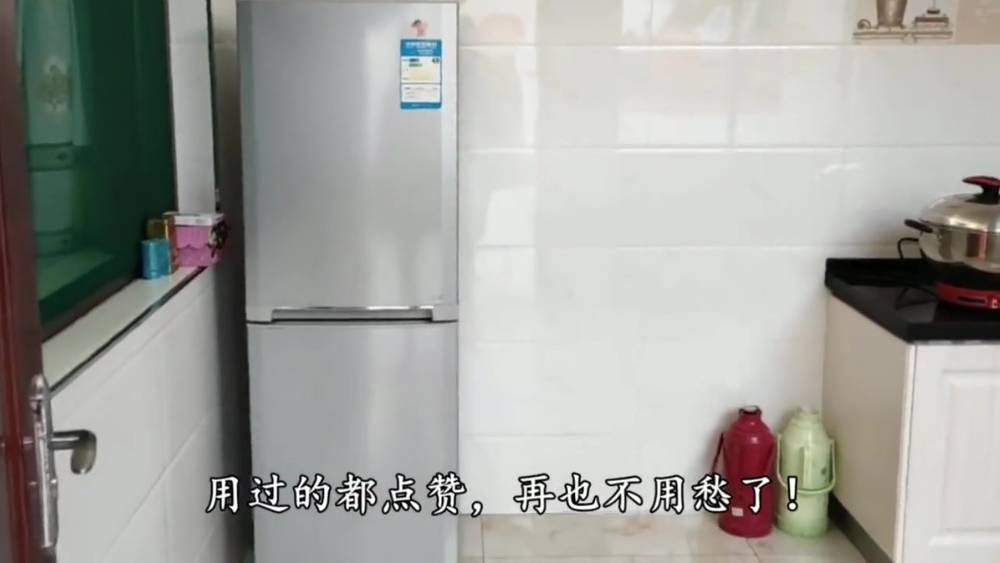 厨房顽固污渍难去除?教你小技巧,3秒就能轻松搞定,再也不用愁