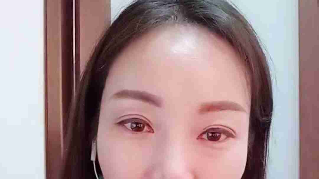 王丹演唱农家女离开家乡太行