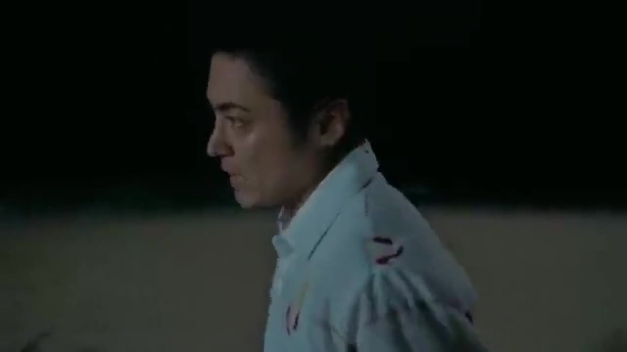 灰姑娘第一次恋爱,就被总裁直接亲吻,初吻的感觉真美