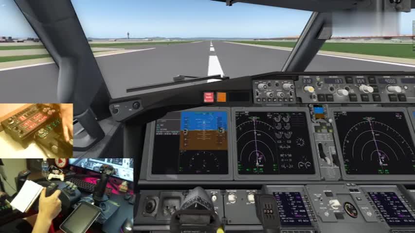 飞行员视角:模拟驾驶波音737MAX8机型从北京首都机场起飞